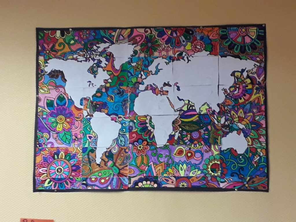Arts Plastiques Oeuvre Collective – PRUWGE